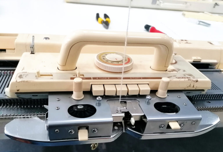J'ai testé : un atelier d'initiation au tricot machine
